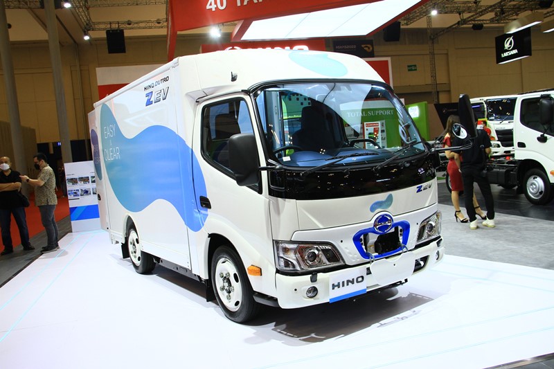 Hino Boyong Truk Listrik Bertenaga Kuat Dutro Z EV Di GIIAS 2022