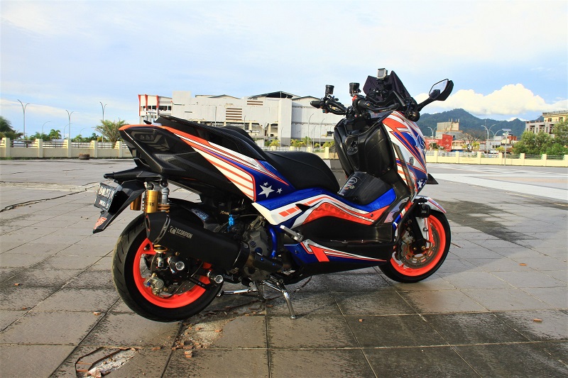 Modifikasi Yamaha Xmax 2018 - Palu : Modif Fashion Buat Harian, Gaya ...