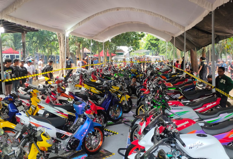 Jawara Terbaik Kontes - Gathering 2 Stroke Kota Pendekar, Saradan ...