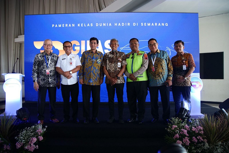 GIIAS Semarang Dibuka Hari Ini, Pamerkan 30 Brand Industri Kendaraan & Otomotif, Tawarkan Ragam ...